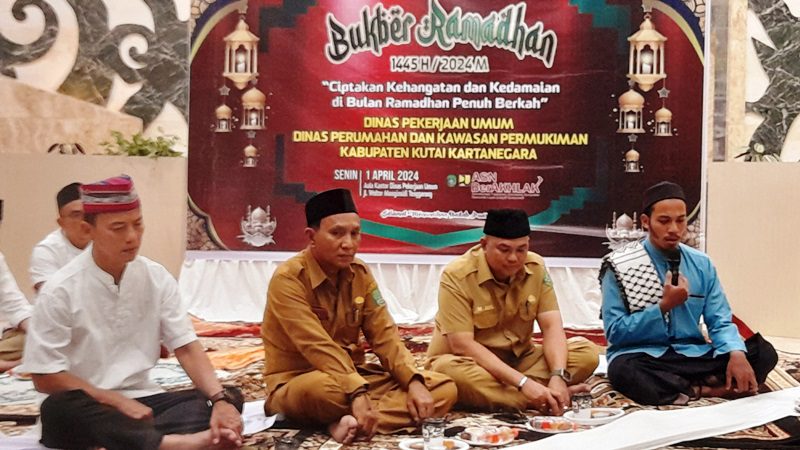 Operasi Ketupat Mahakam 2024, Pemusnahan 704 Botol Miras di Kutai Kartanegara - Editorial Kaltim