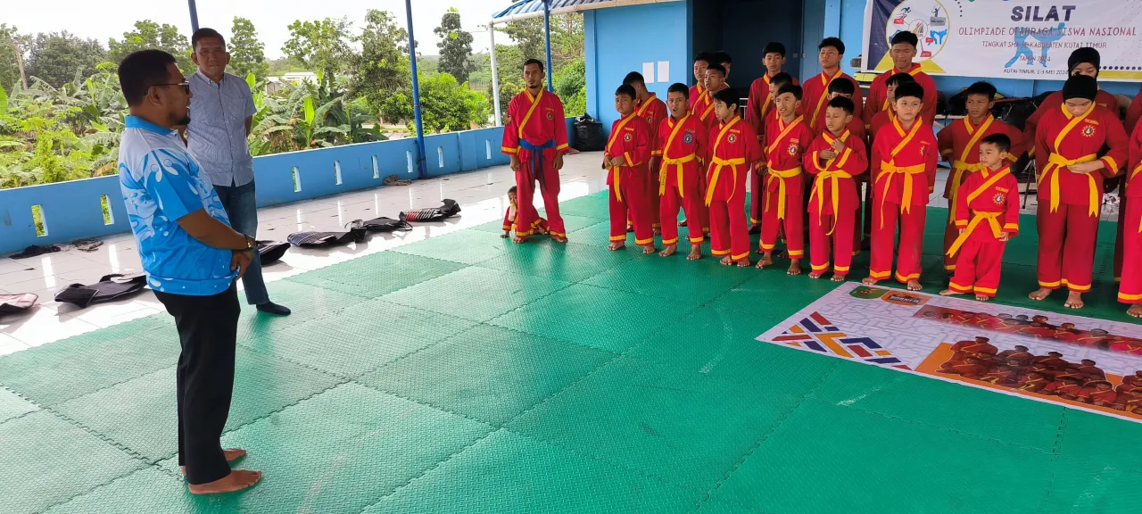 Kontingen Pencak Silat Kutim Dilepas untuk Bertanding di Borneo ...