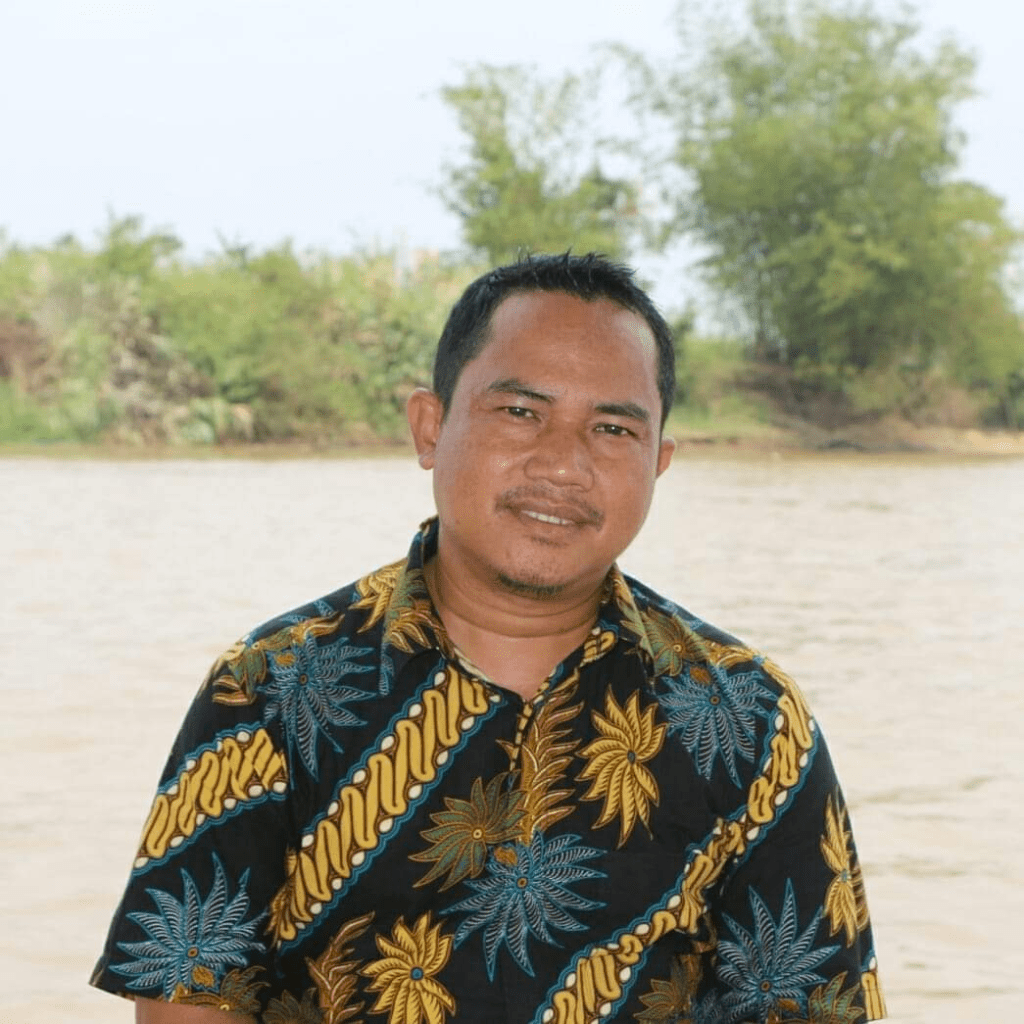 Sopan Sopian Dorong Pemberian Beasiswa untuk Anak Berprestasi di Kutai ...